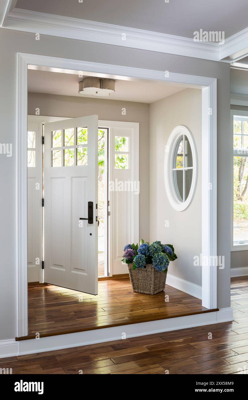 Entryway floor is raised one step hi-res stock photography and images ...