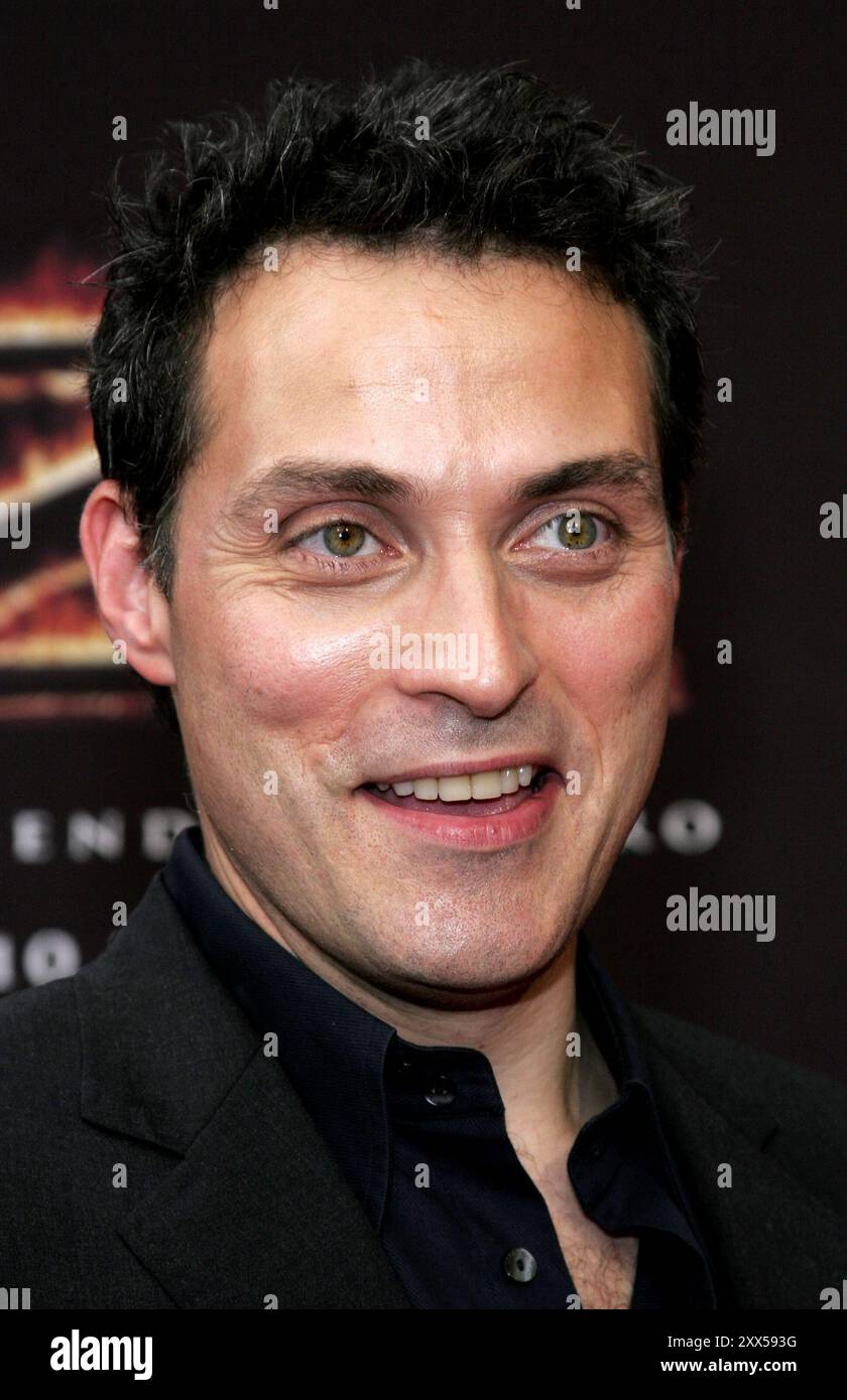 LOS ANGELES, CA - OCTOBER 16, 2005: Rufus Sewell at the Los Angeles ...