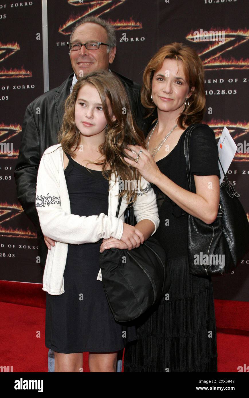 Howard Deutch, Lea Thompson and Zoey Deutch at the Los Angeles premiere ...