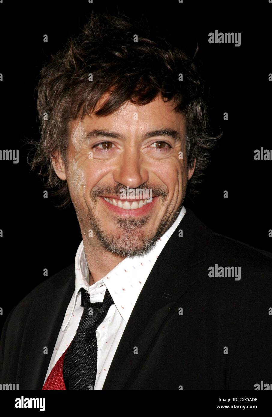 Robert Downey Jr. at the Los Angeles premiere of 'Zodiac' held at the ...