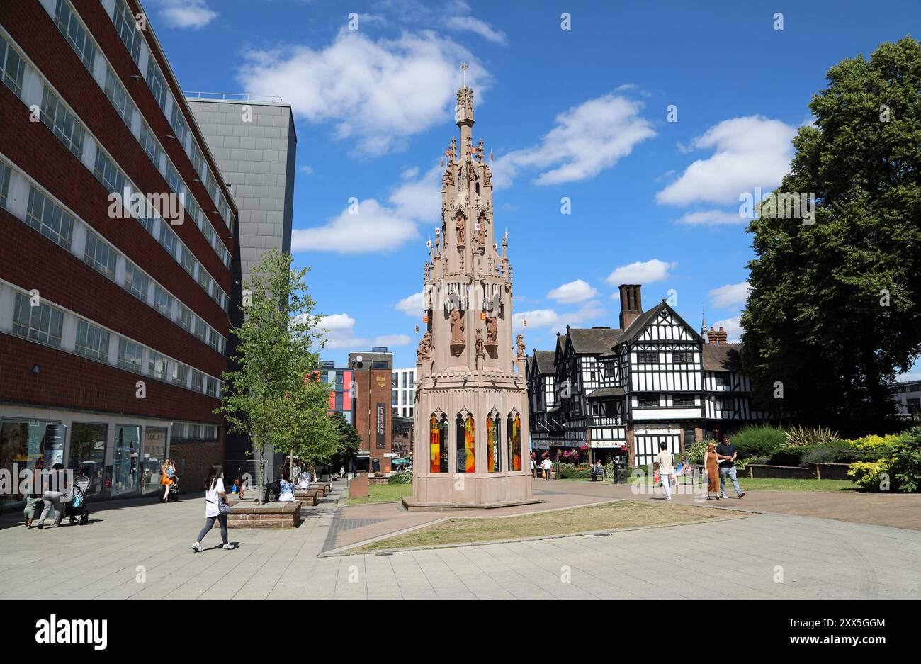 Coventry Cross at Trinity Street in the city centre Stock Photo - Alamy