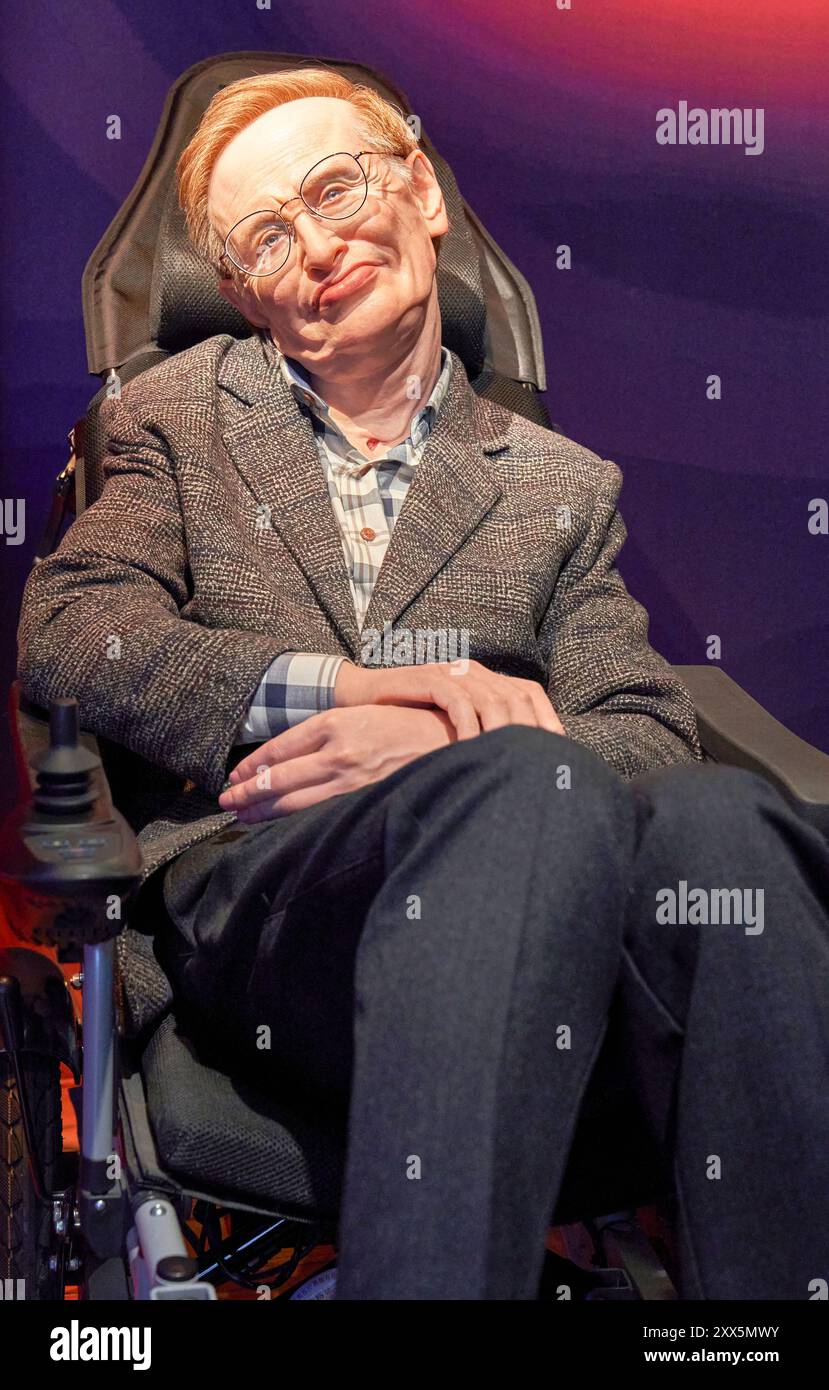 Steven Hawking figure in the Wax Museum in Barcelona, Spain Stock Photo ...
