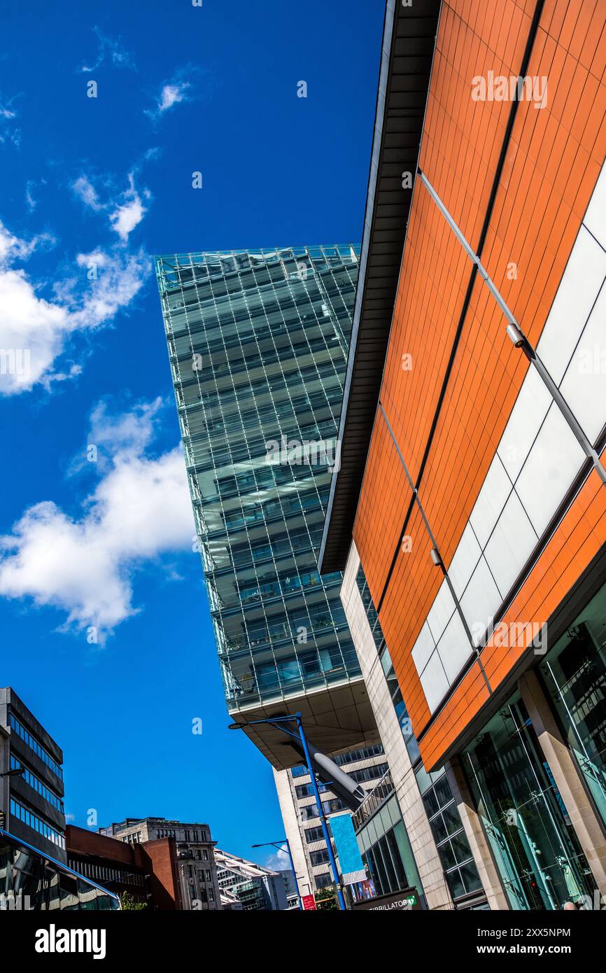 Modern architecturein the city of Manchester Stock Photo - Alamy