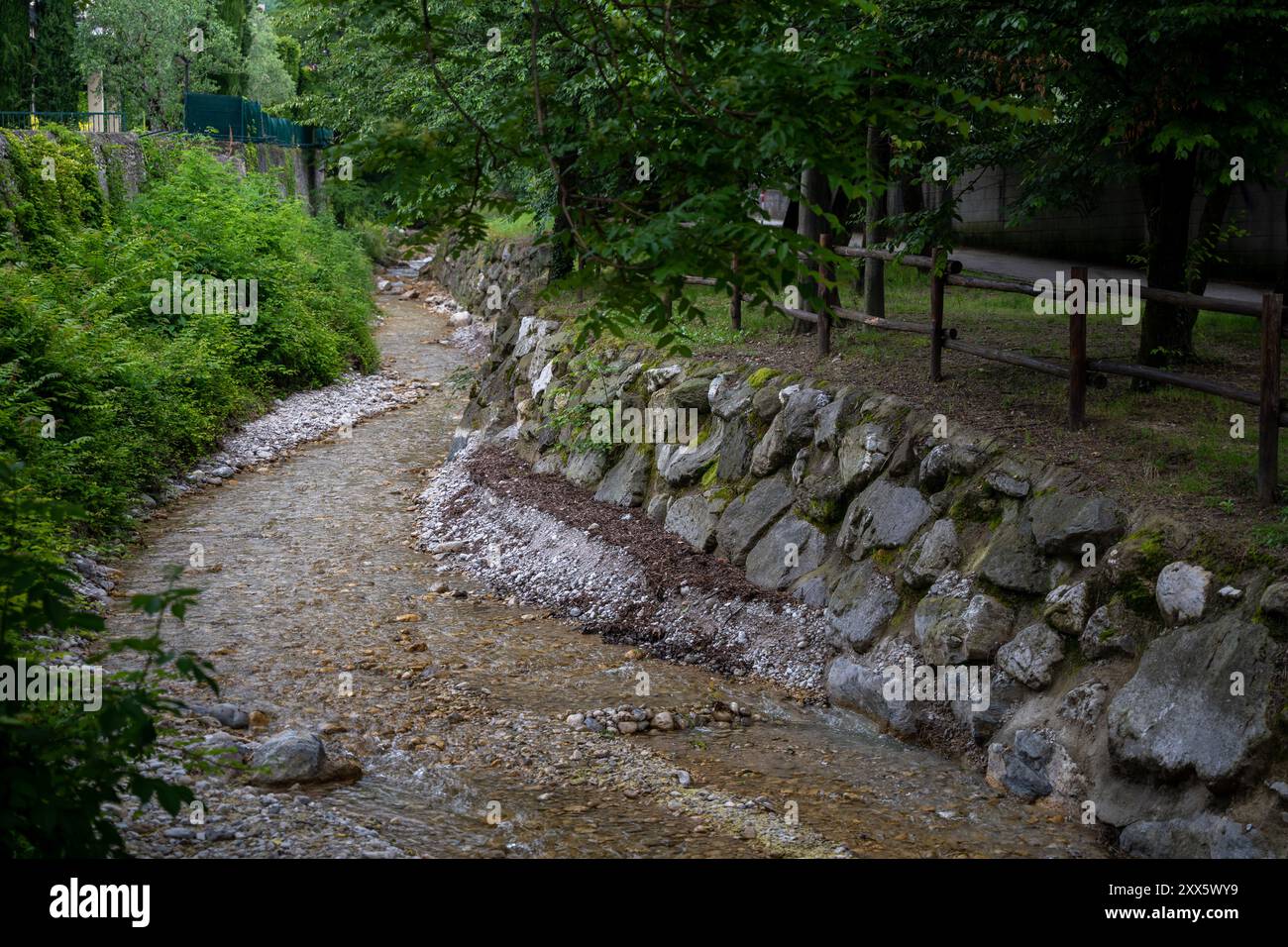 Stream flowing into lake hi-res stock photography and images - Alamy