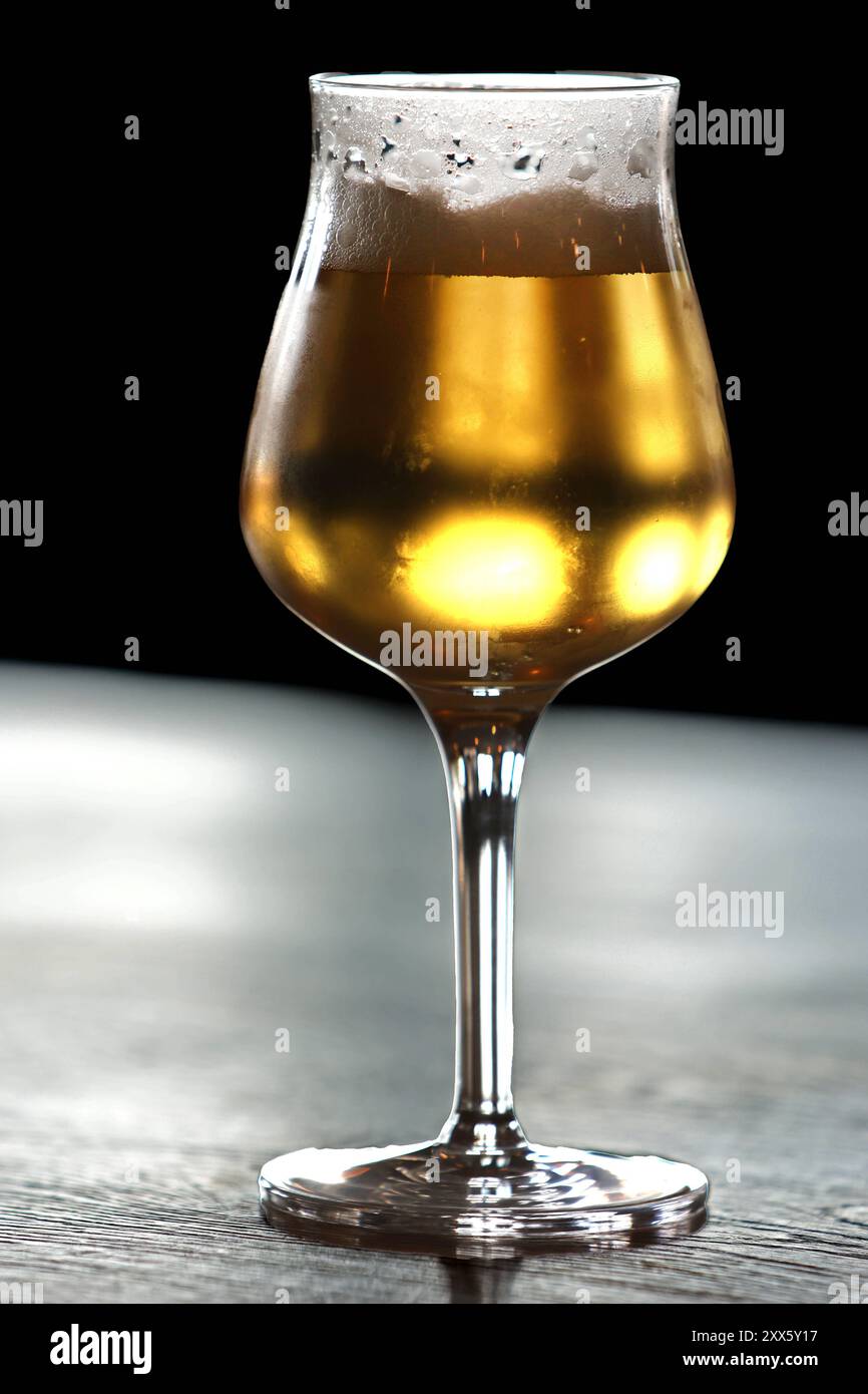 Das Pilsener als eines der bekanntesten Biere Ein frisches, goldenes ...
