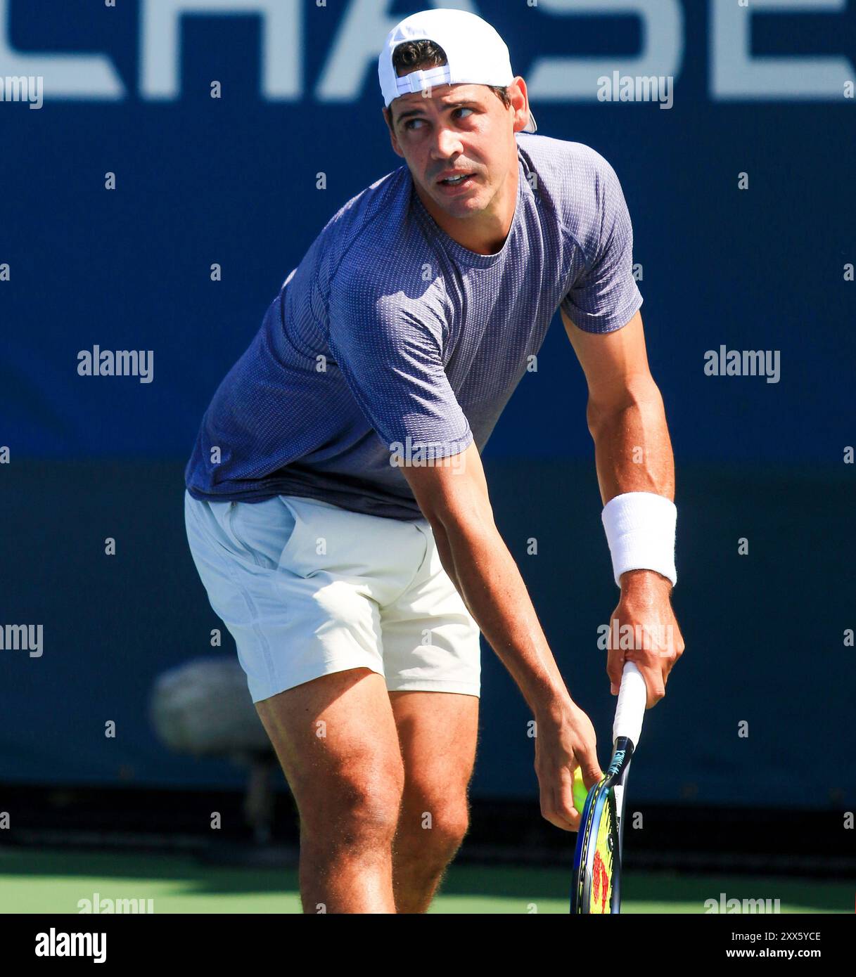 Us open 2024 court serve hi-res stock photography and images - Alamy