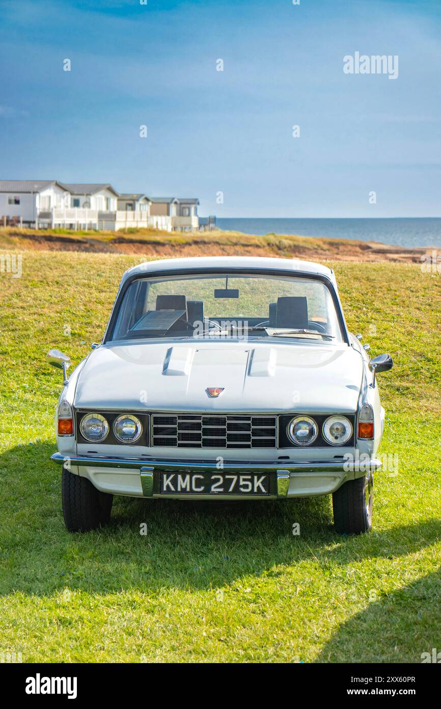 ebony white vintage 1972 Rover P6 2000 Automatic Stock Photo - Alamy
