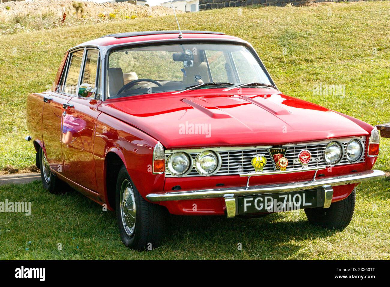 vintage red rover 2000 Sc 2 litre P6 from 1972 Stock Photo - Alamy