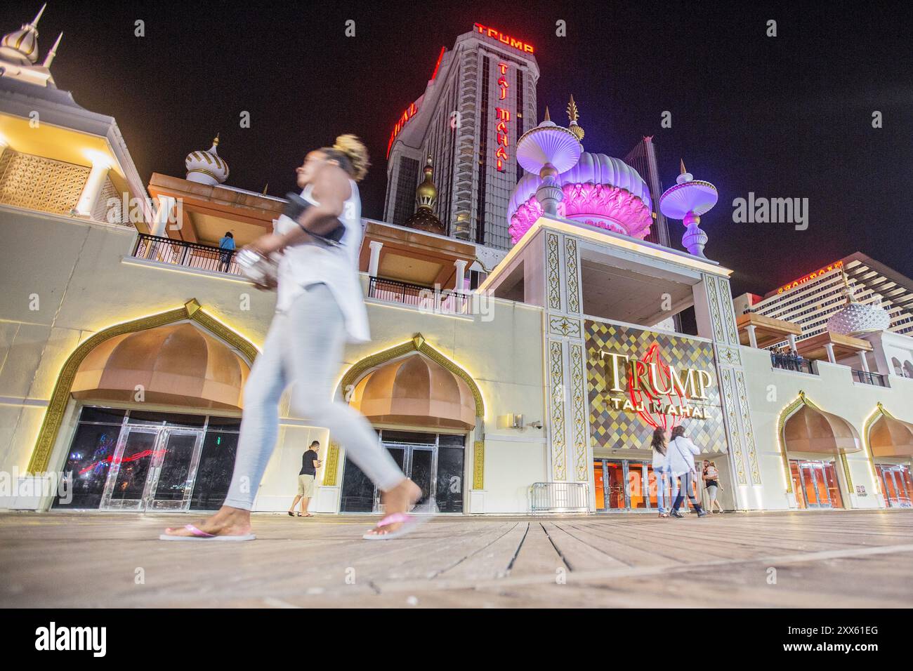 Overtok hi-res stock photography and images - Alamy