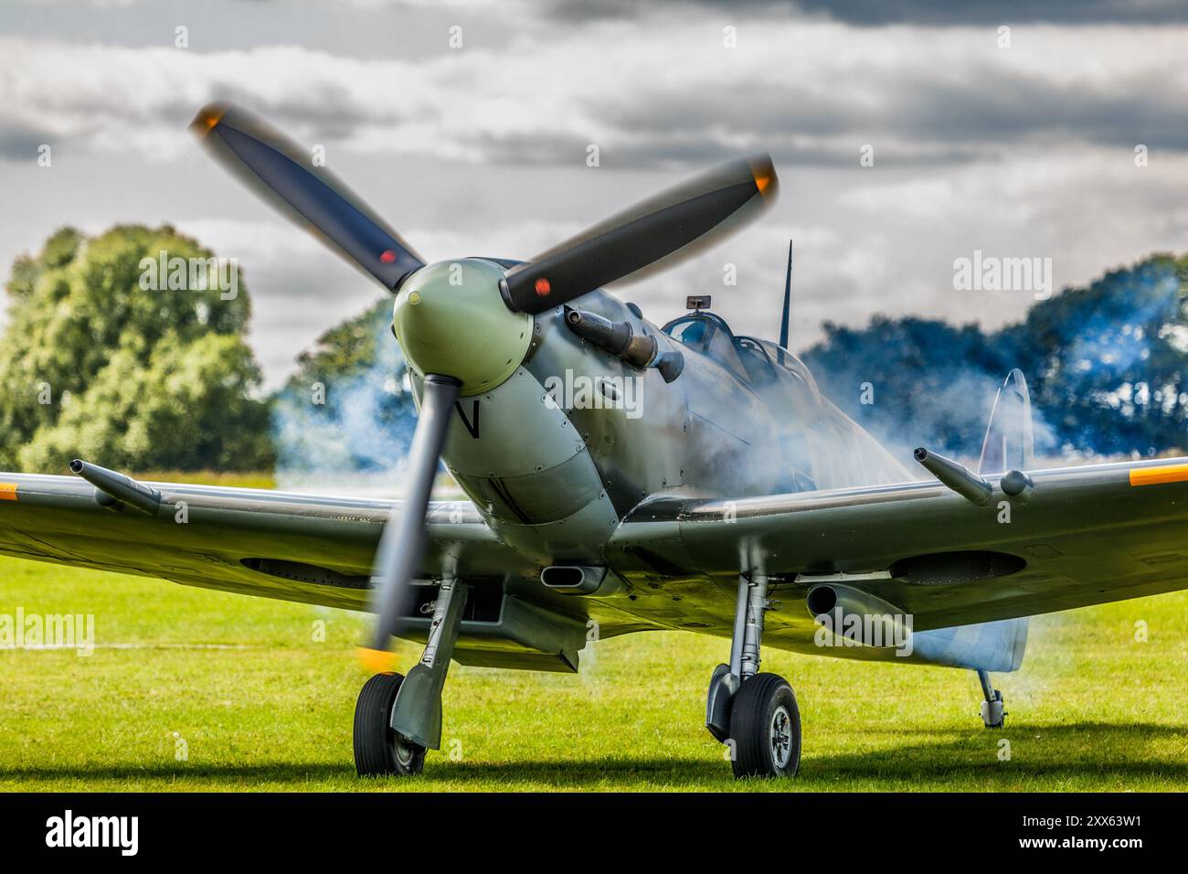 Supermarine Spitfire starting its Merlin engine Sywell Airshow 2024 Stock Photo - Alamy
