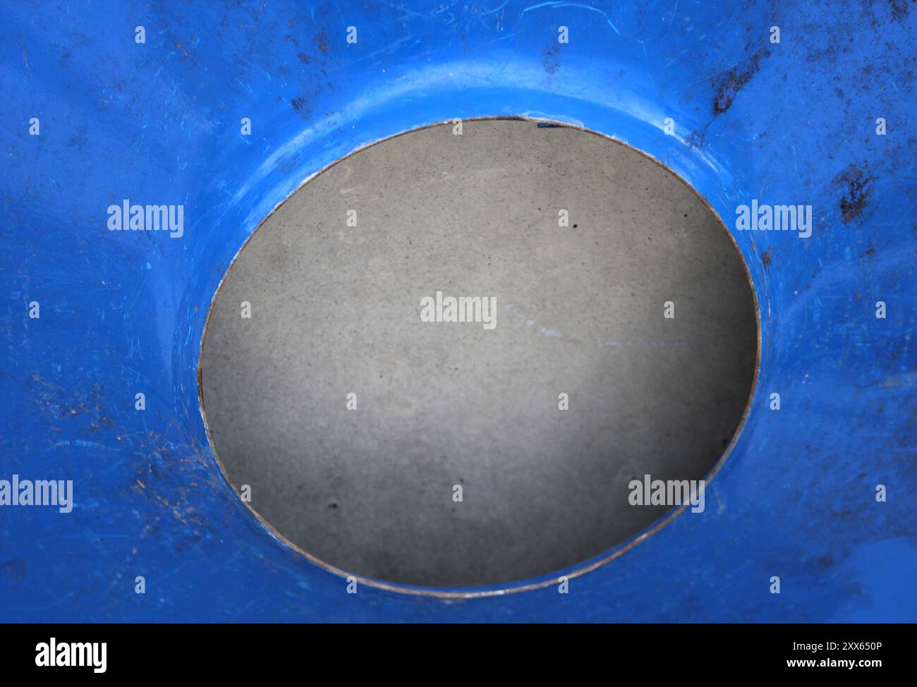 Concrete and steel contrast hi-res stock photography and images - Alamy