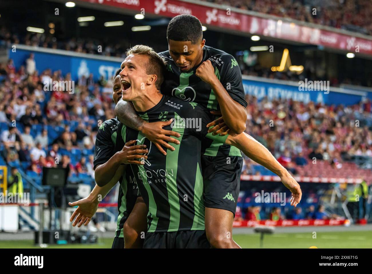 Goal scorrer hi-res stock photography and images - Alamy