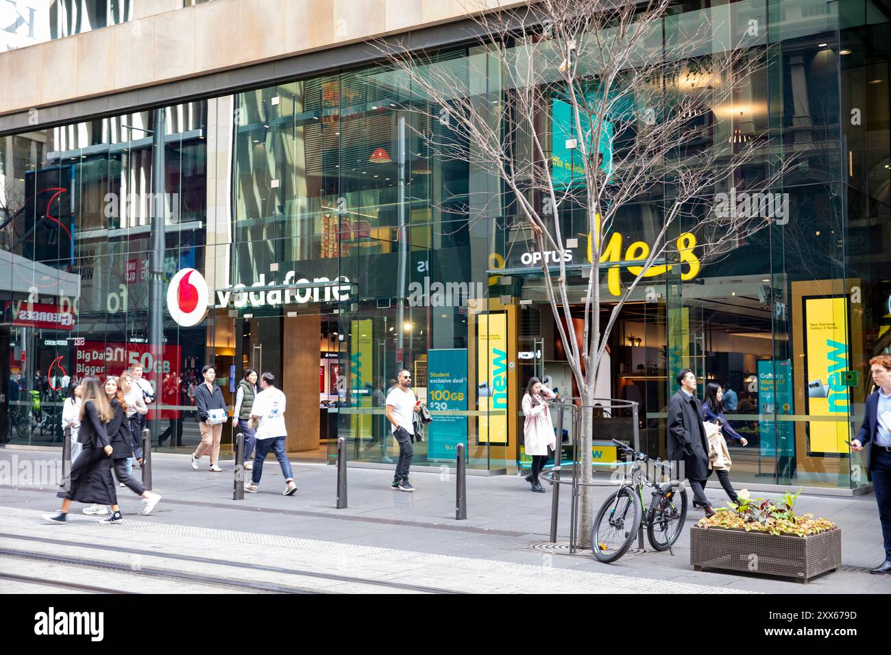 Eby logo hi-res stock photography and images - Alamy