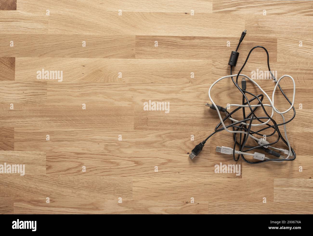 Cable to table hi-res stock photography and images - Alamy