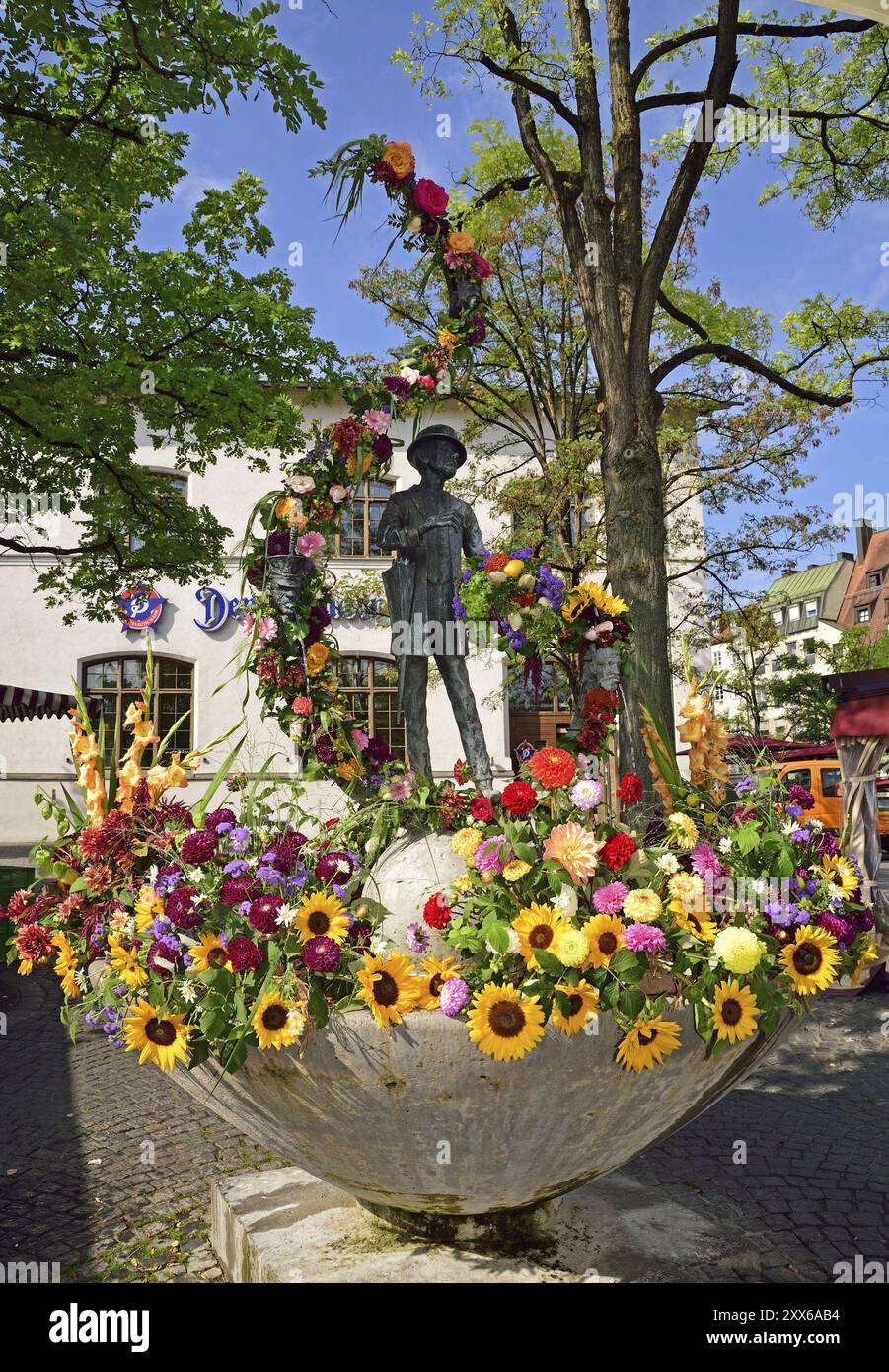 Europe, Germany, Bavaria, state capital Munich, City, Viktualienmarkt ...