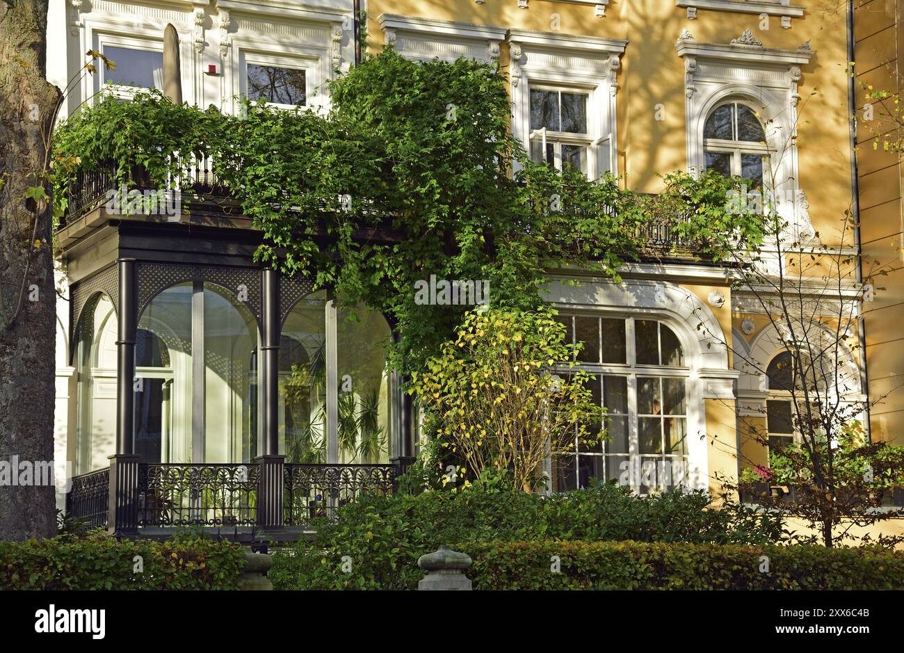 Europe, Germany, Hamburg, Rotherbaum, architecture, facade residential ...