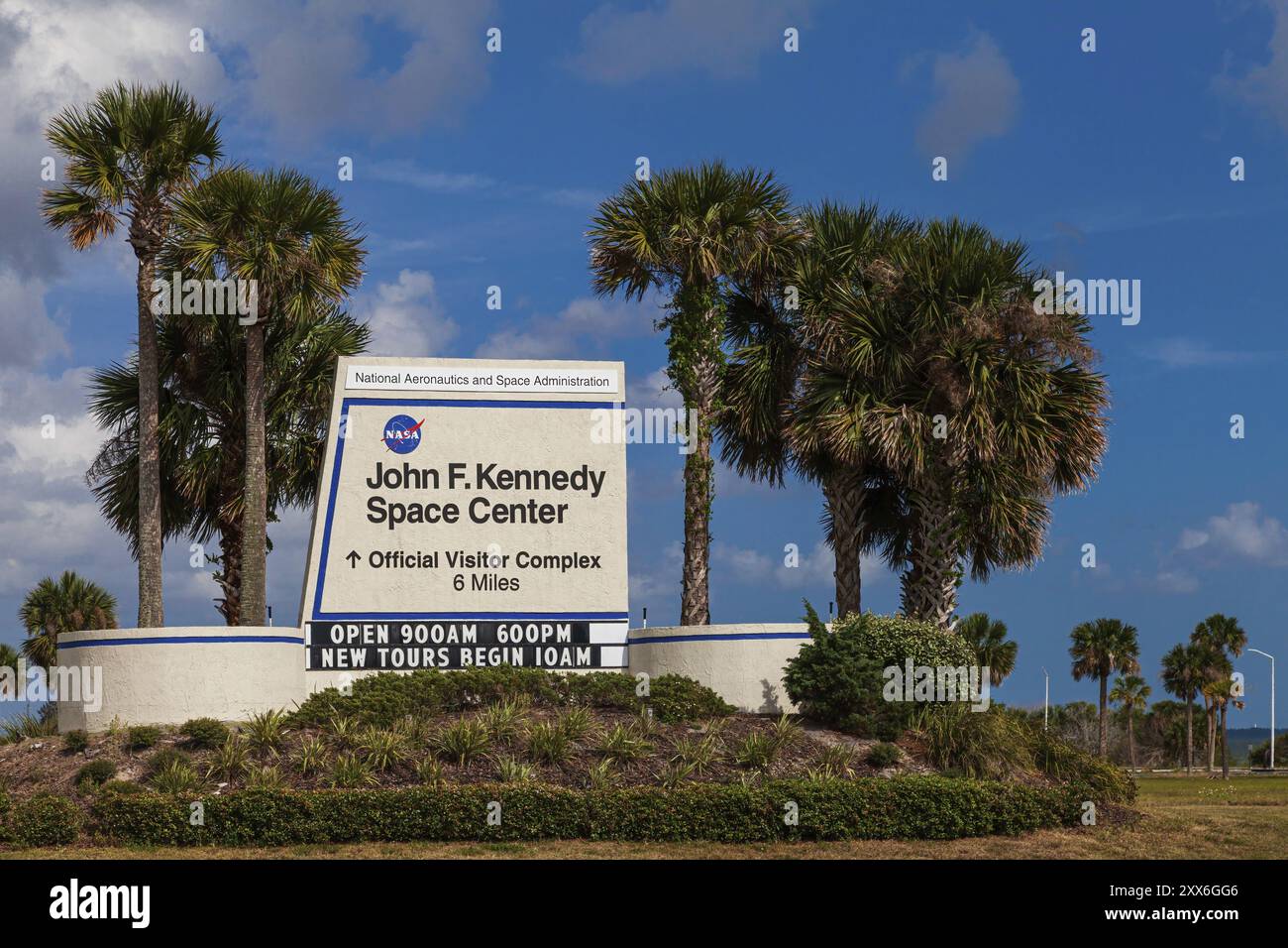 Nasa sign kennedy space hi-res stock photography and images - Alamy