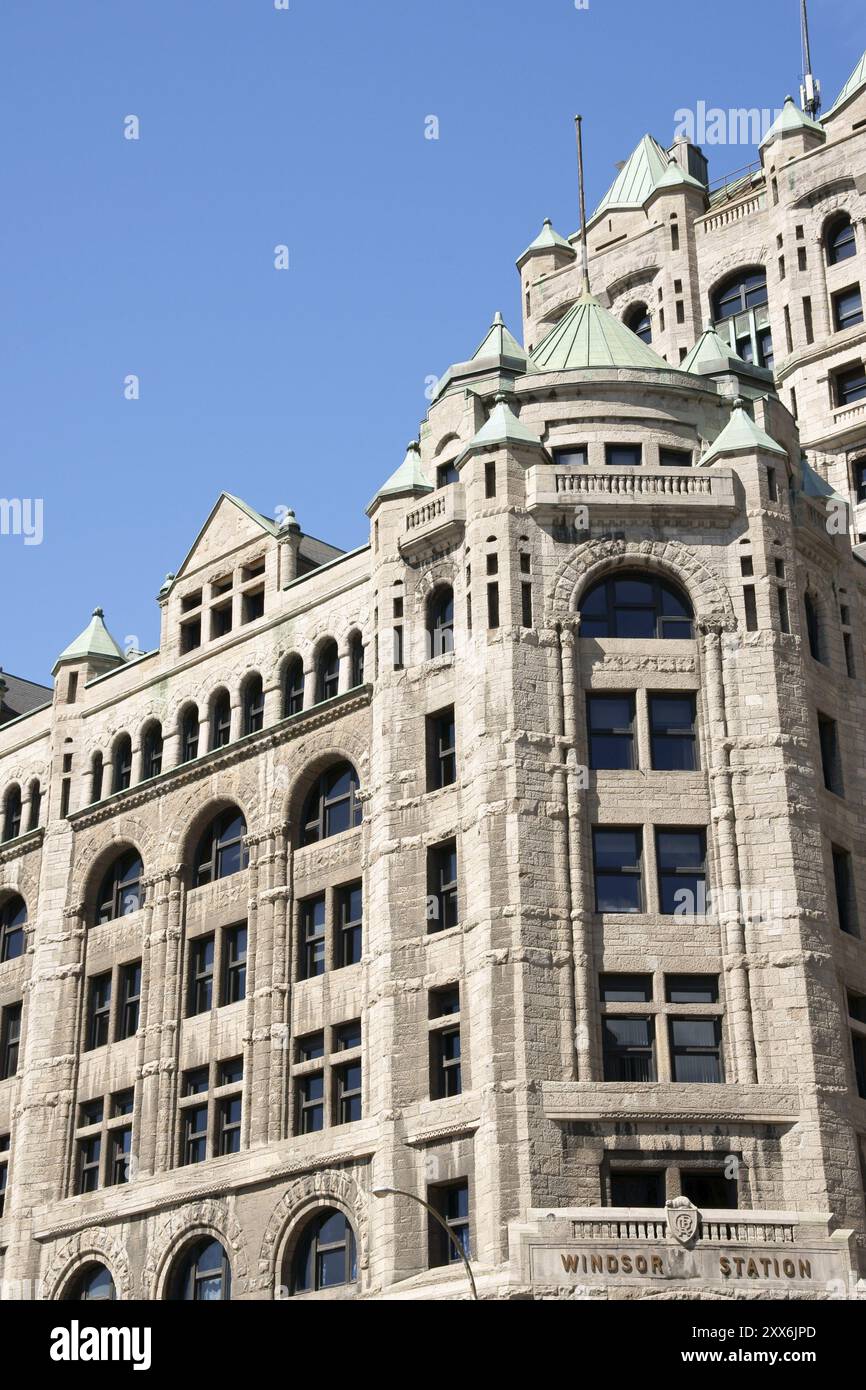 Bruce railway station hi-res stock photography and images - Alamy
