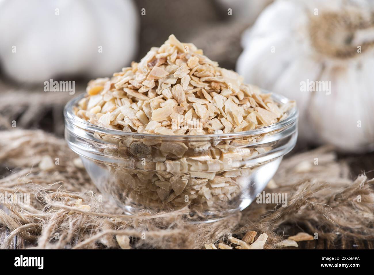 Garlic detail hi-res stock photography and images - Alamy