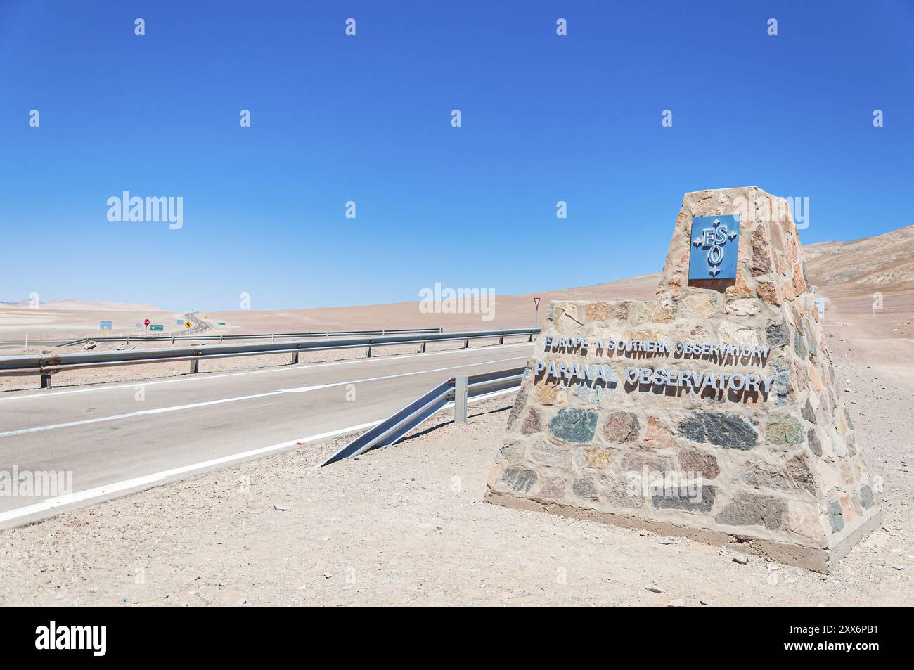 Sign at the entrance road leading to the VLT telescopes at Paranal ...
