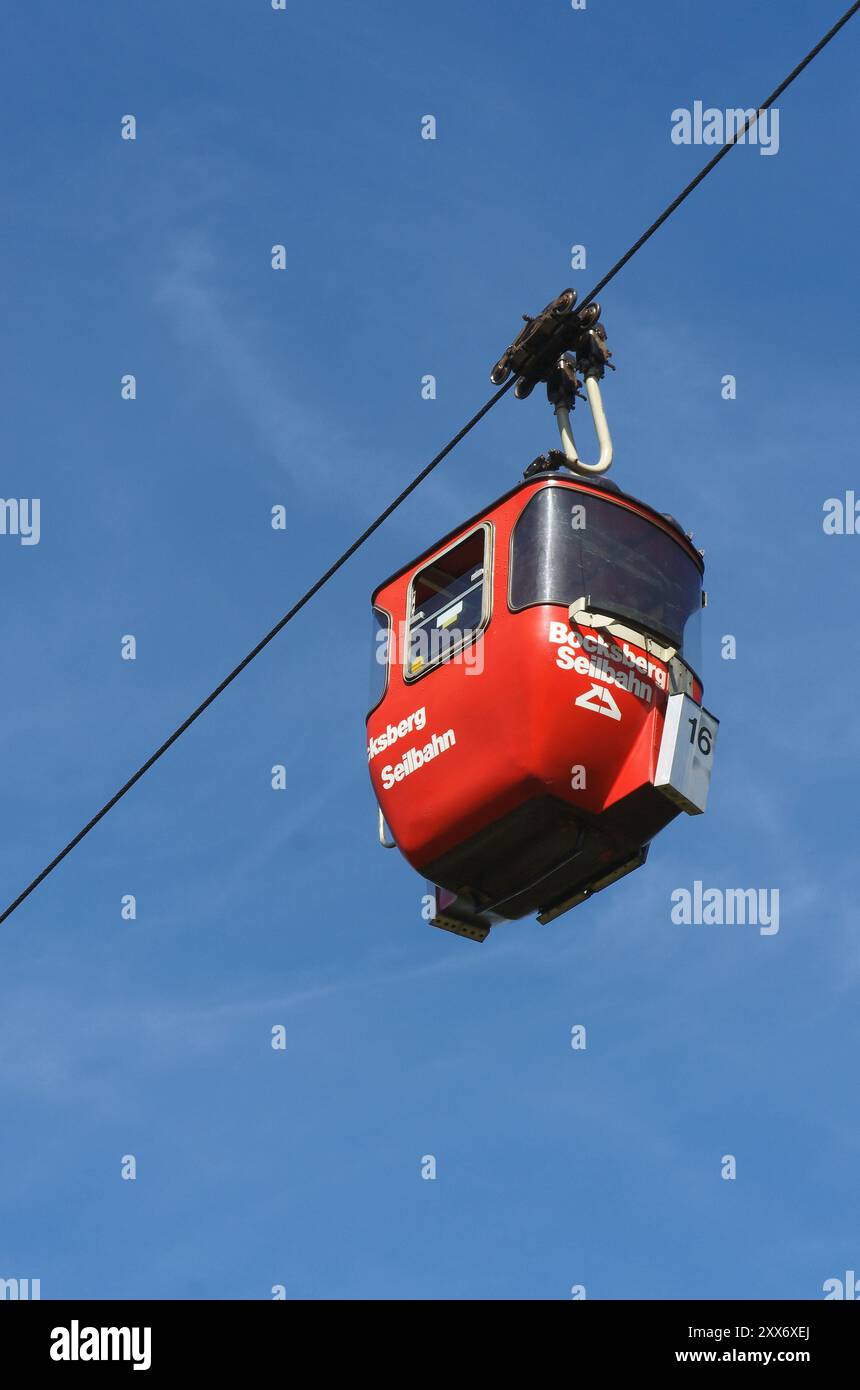 Empty cable car railway hi-res stock photography and images - Alamy