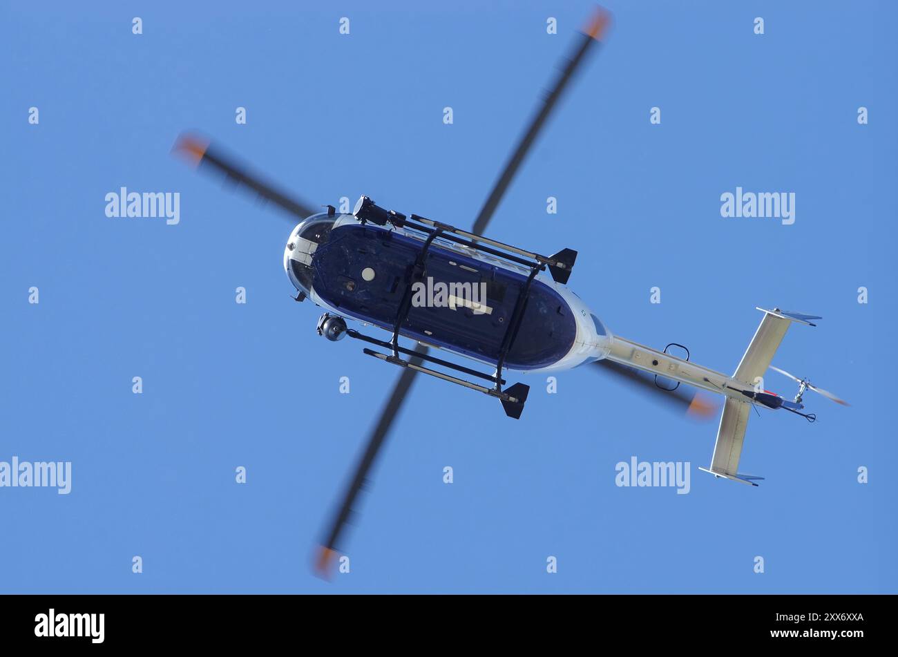 Helicopter secure hi-res stock photography and images - Alamy