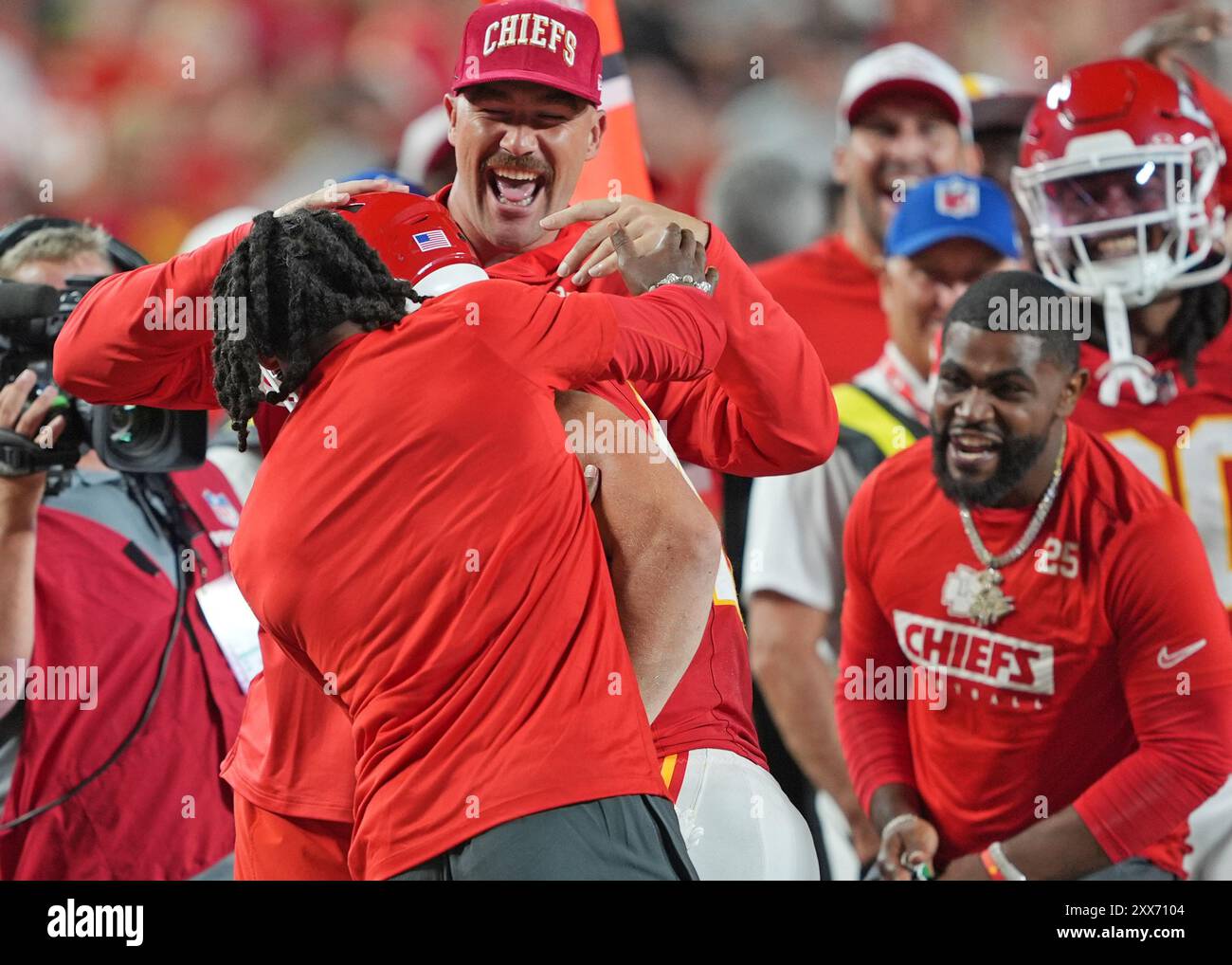 Clyde carson hi-res stock photography and images - Alamy