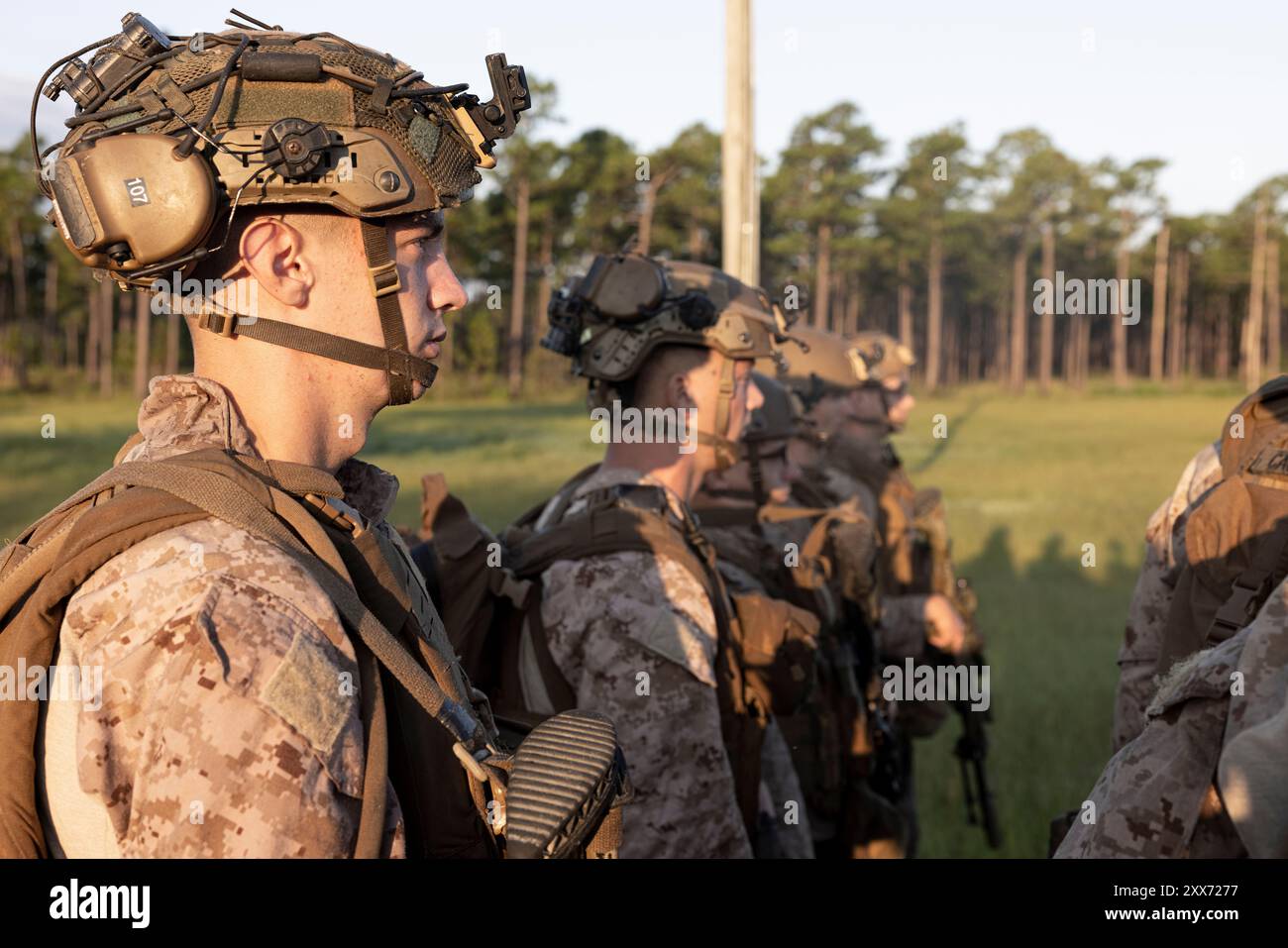 U.S. Marines with 1st Battalion, 6th Marine Regiment, 2d Marine ...