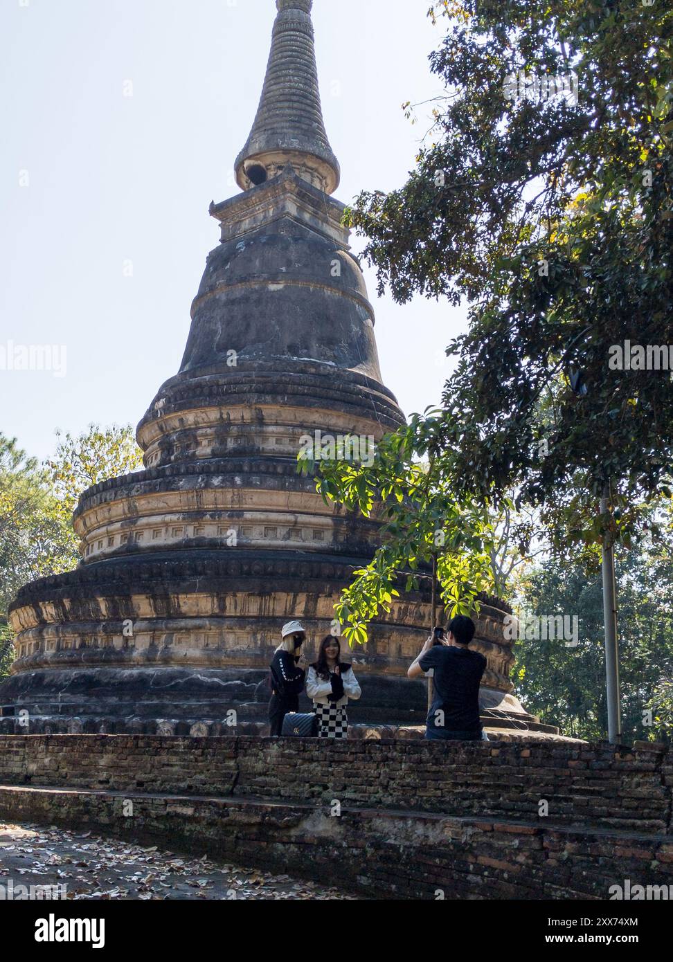 Peaceful temples hi-res stock photography and images - Alamy