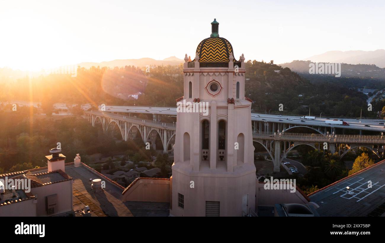 Sunset view of the historic skyline and bridges of downtown Pasadena ...