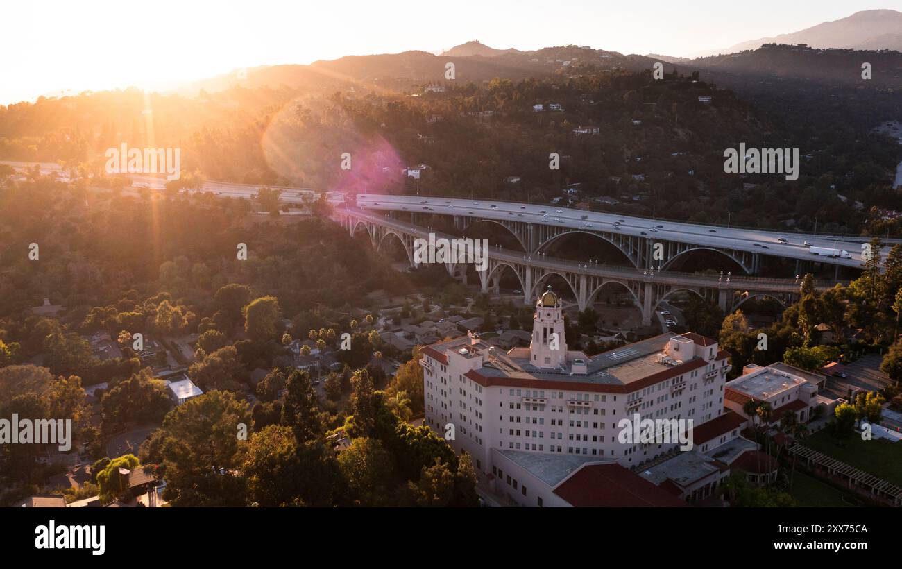 Sunset view of the historic skyline and bridges of downtown Pasadena ...