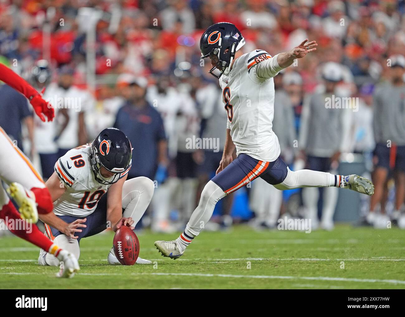 Chicago Bears kicker Cairo Santos (8) kicks an extra point In the final ...