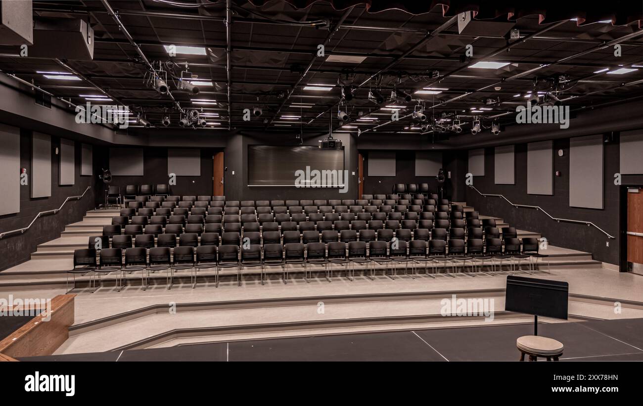 School Auditorium Seating New Sauquoit Valley Auditorium Performs