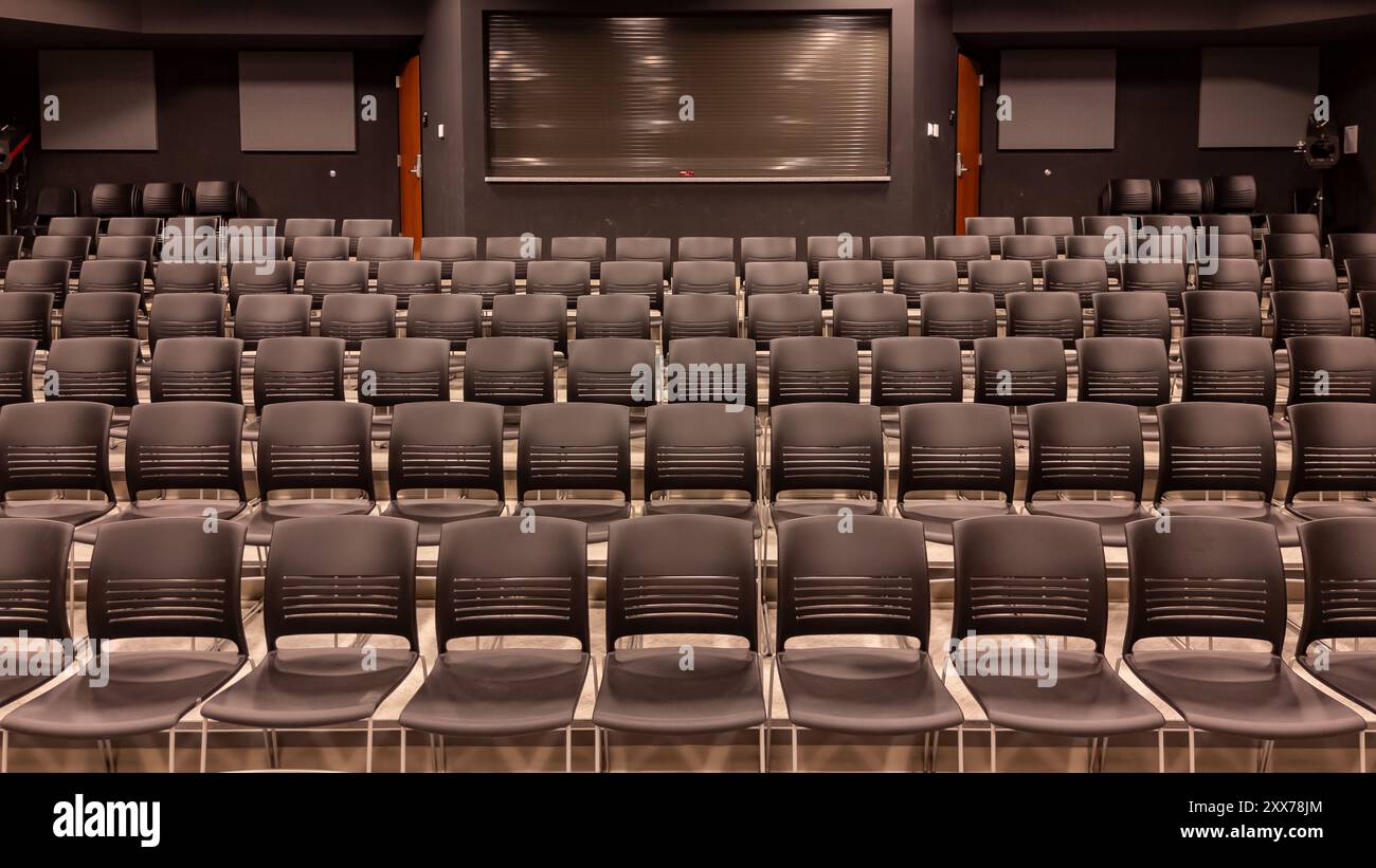 School seats hi-res stock photography and images - Alamy