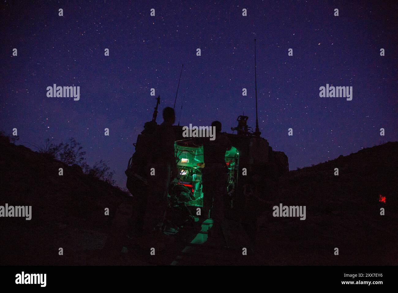 Full mørklegging får Strykeren til å se ut som et romskip mot ...