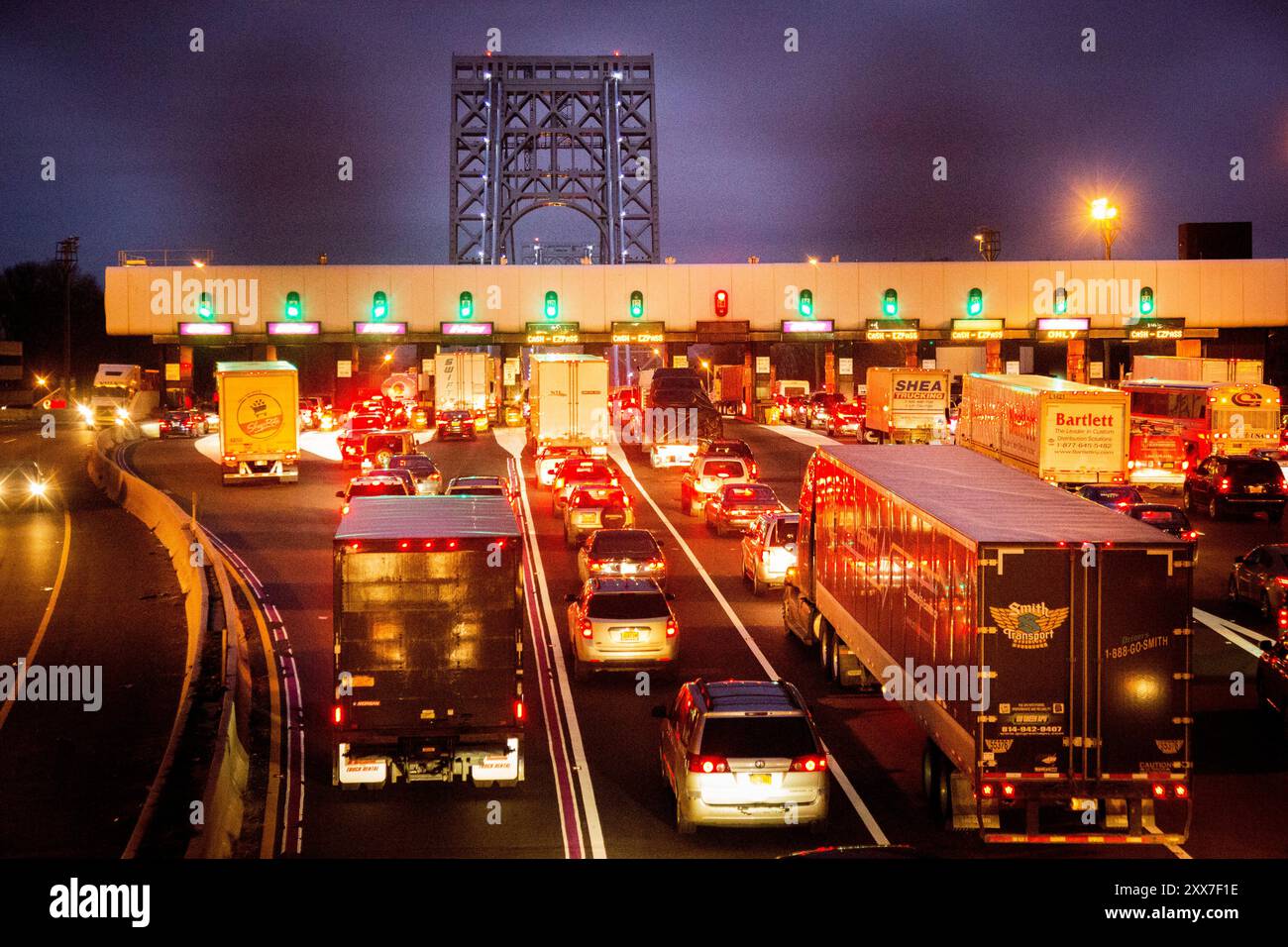 George skandale hi-res stock photography and images - Alamy