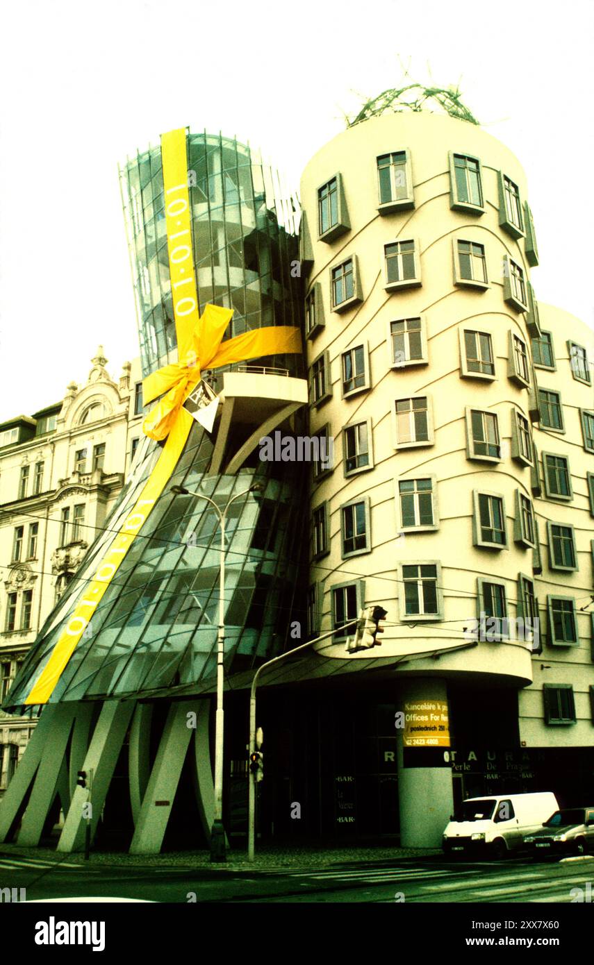 ING Netherlands Bank Building. Contemporary architecture by Frank O ...