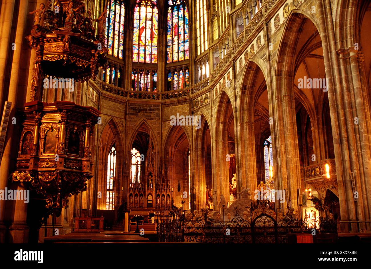 St. Vitus' Cathedral (begun 1344, architects: Matthias of Arras and ...