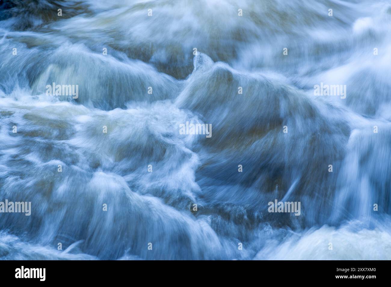 Streaming motion hi-res stock photography and images - Alamy