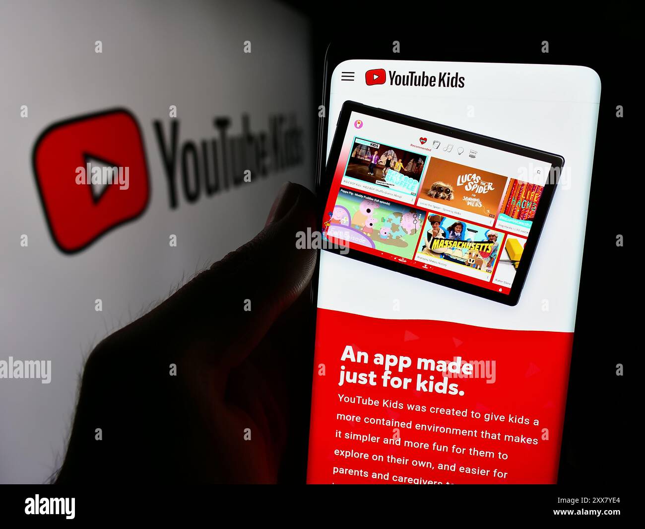 Youtube kids logo hi-res stock photography and images - Alamy