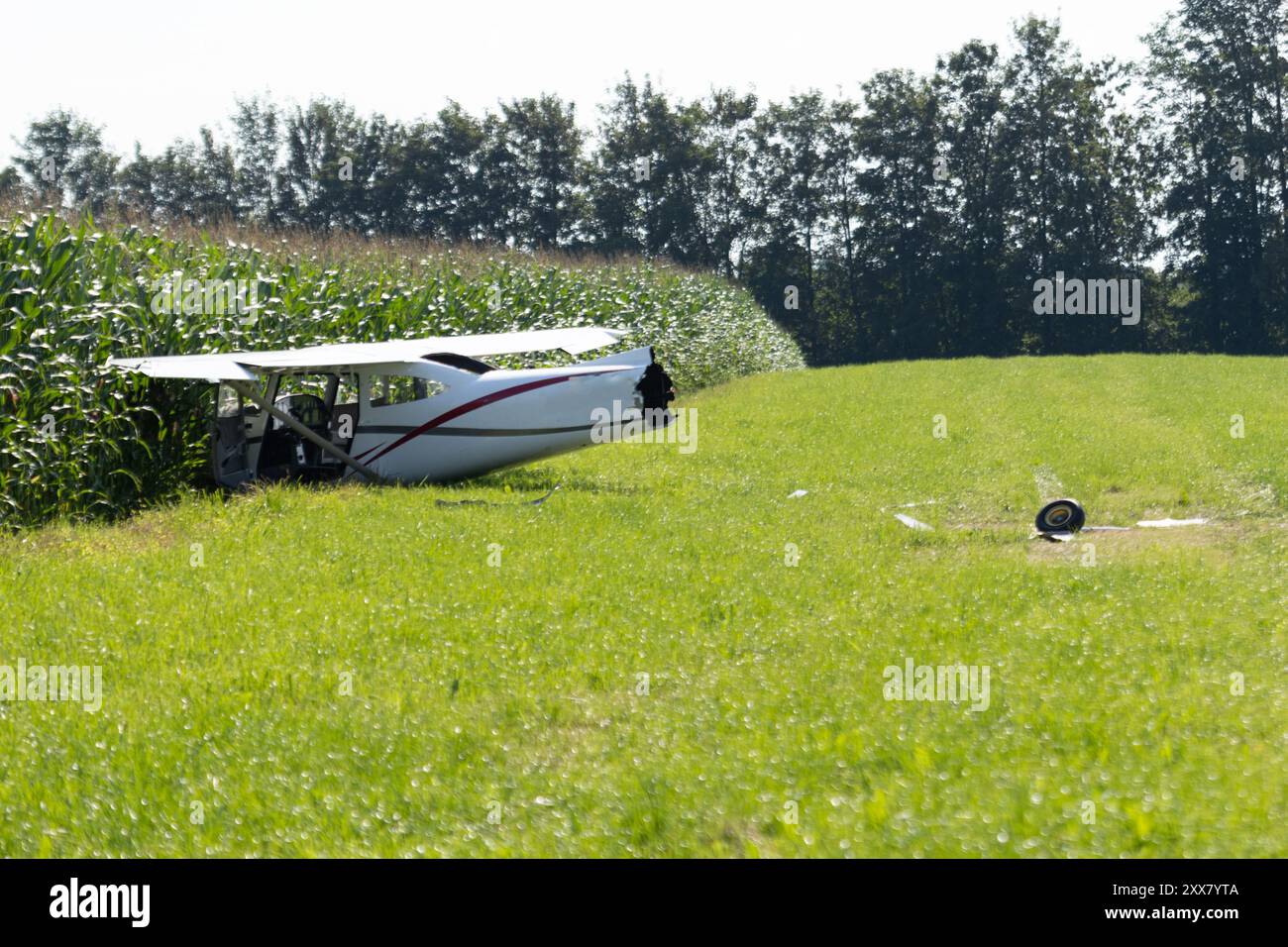 Wreckage plane crash on hi-res stock photography and images - Alamy