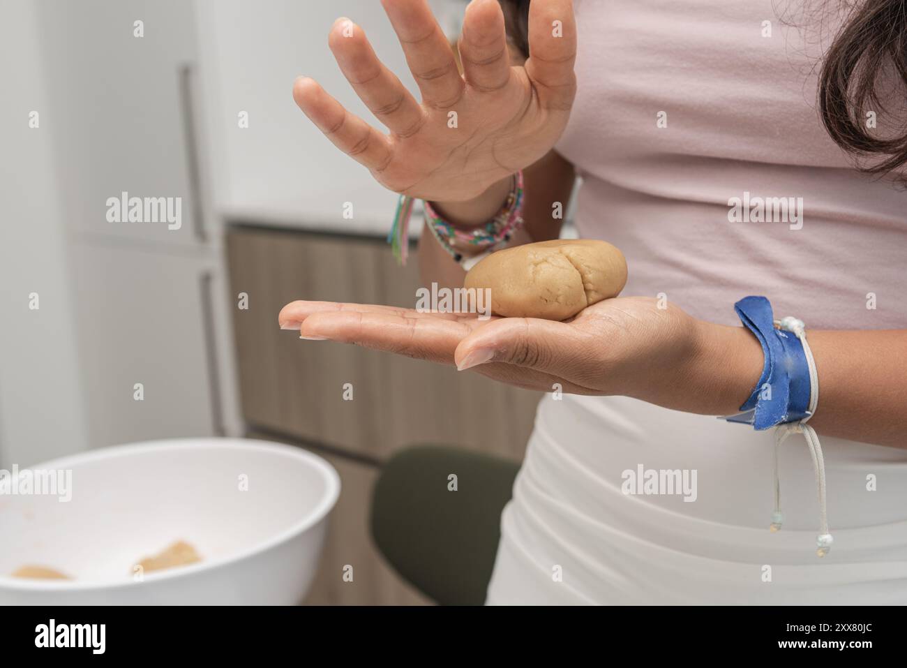 Close up view hand cook hi-res stock photography and images - Alamy