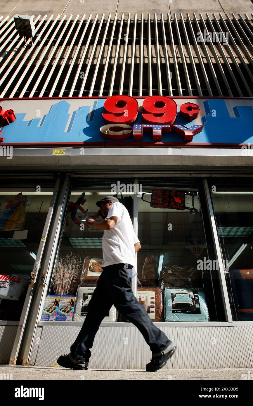 99 cents stores hi-res stock photography and images - Alamy