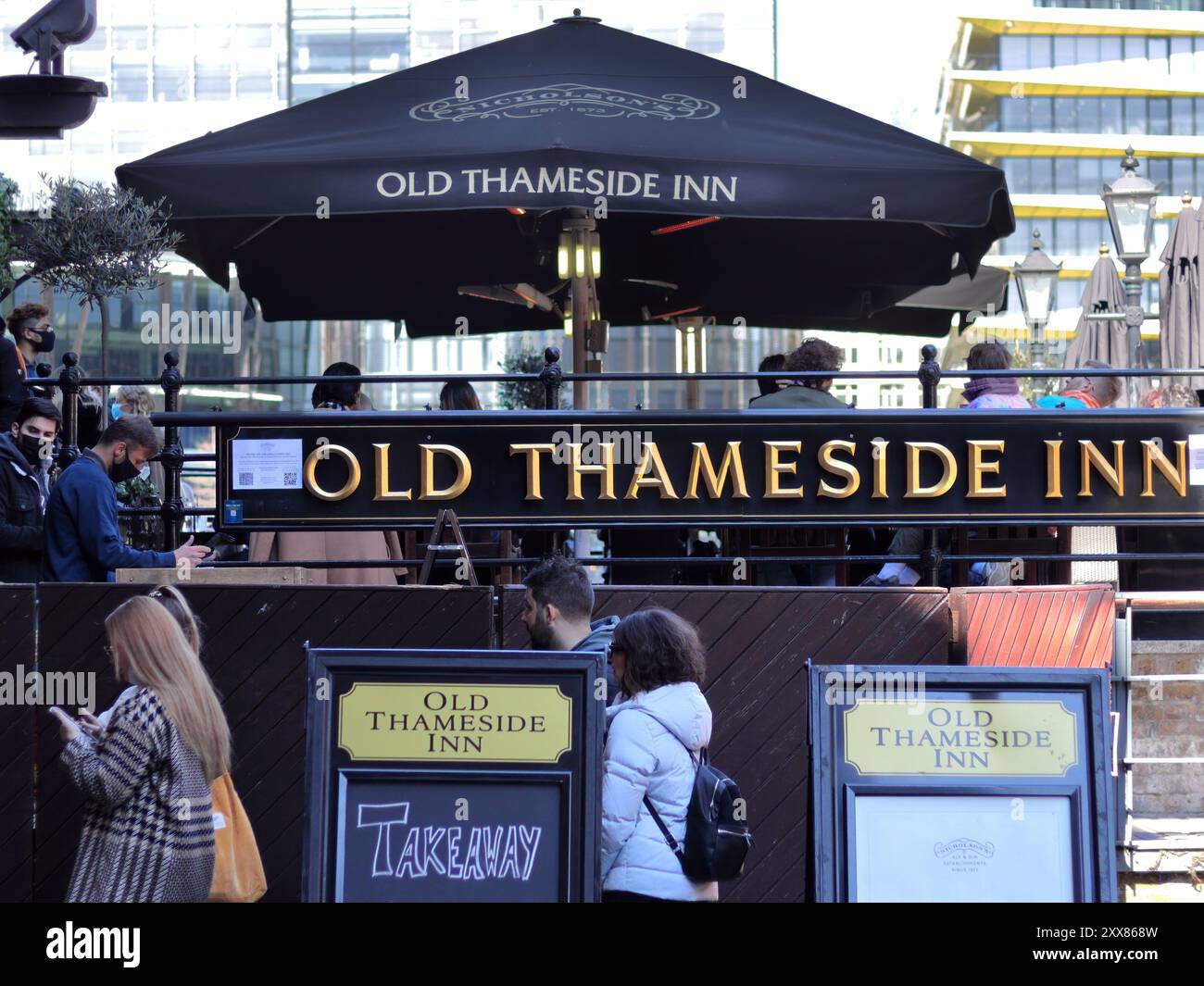 The Old Thameside Inn, Nicholson's Pub, riverside pub located on the ...