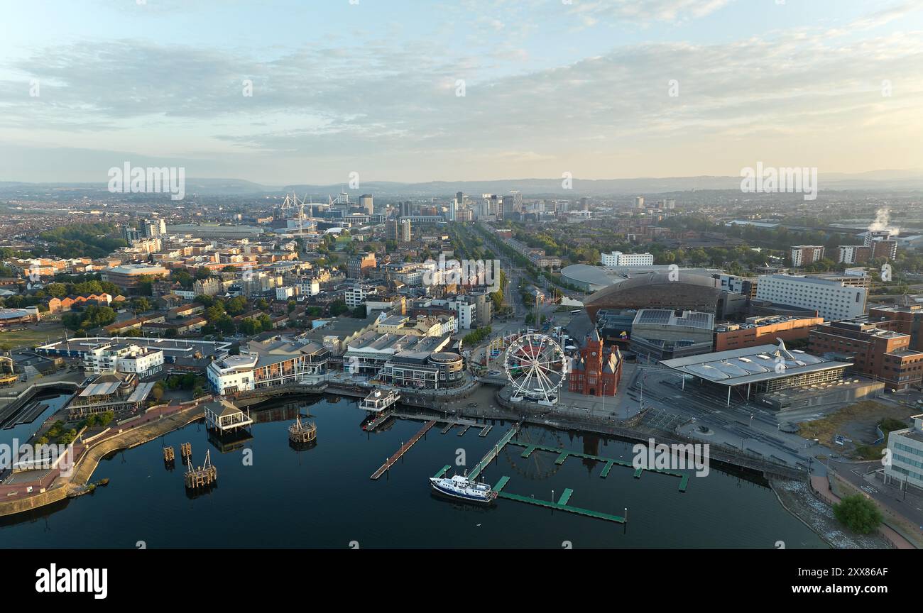Mermaid Quay, Cardiff Bay Stock Photo - Alamy