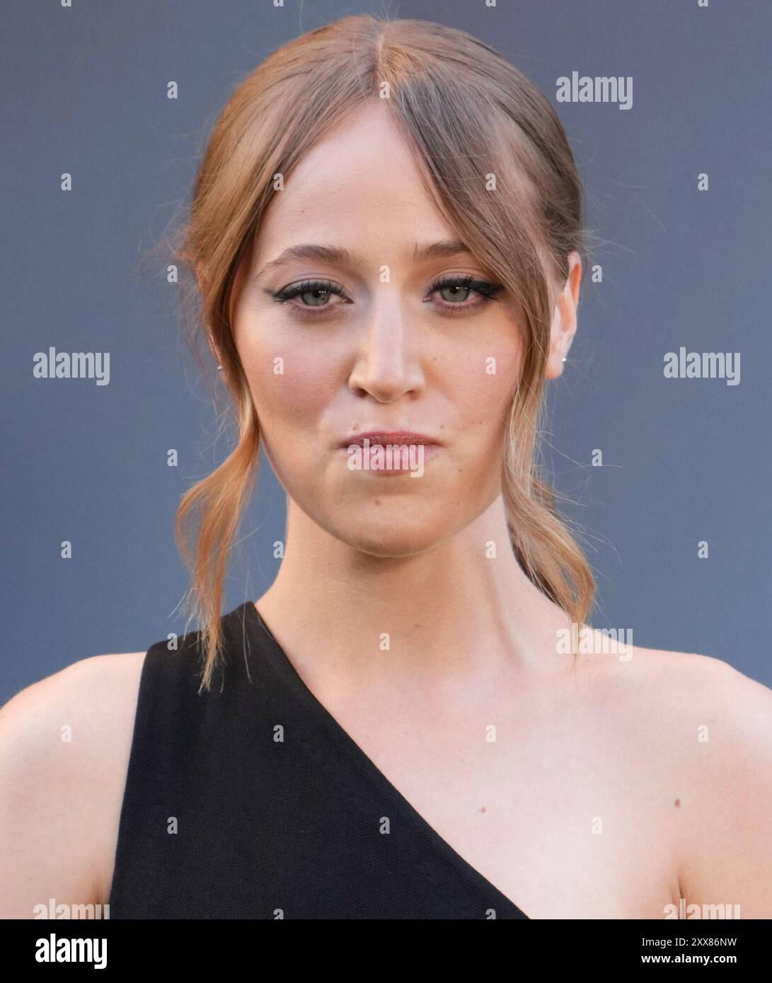 Los Angeles, USA. 22nd Aug, 2024. Siena Werber arrives at the Hulu's ...