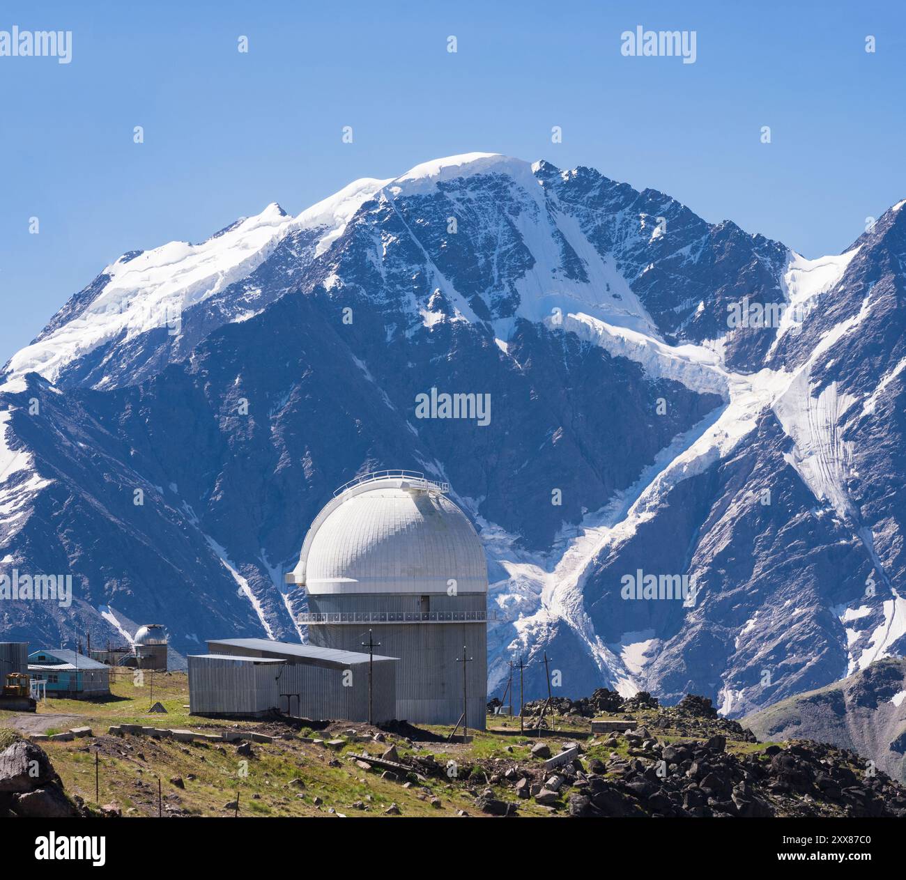 astronomical observatory in high mountainous terrain Stock Photo - Alamy