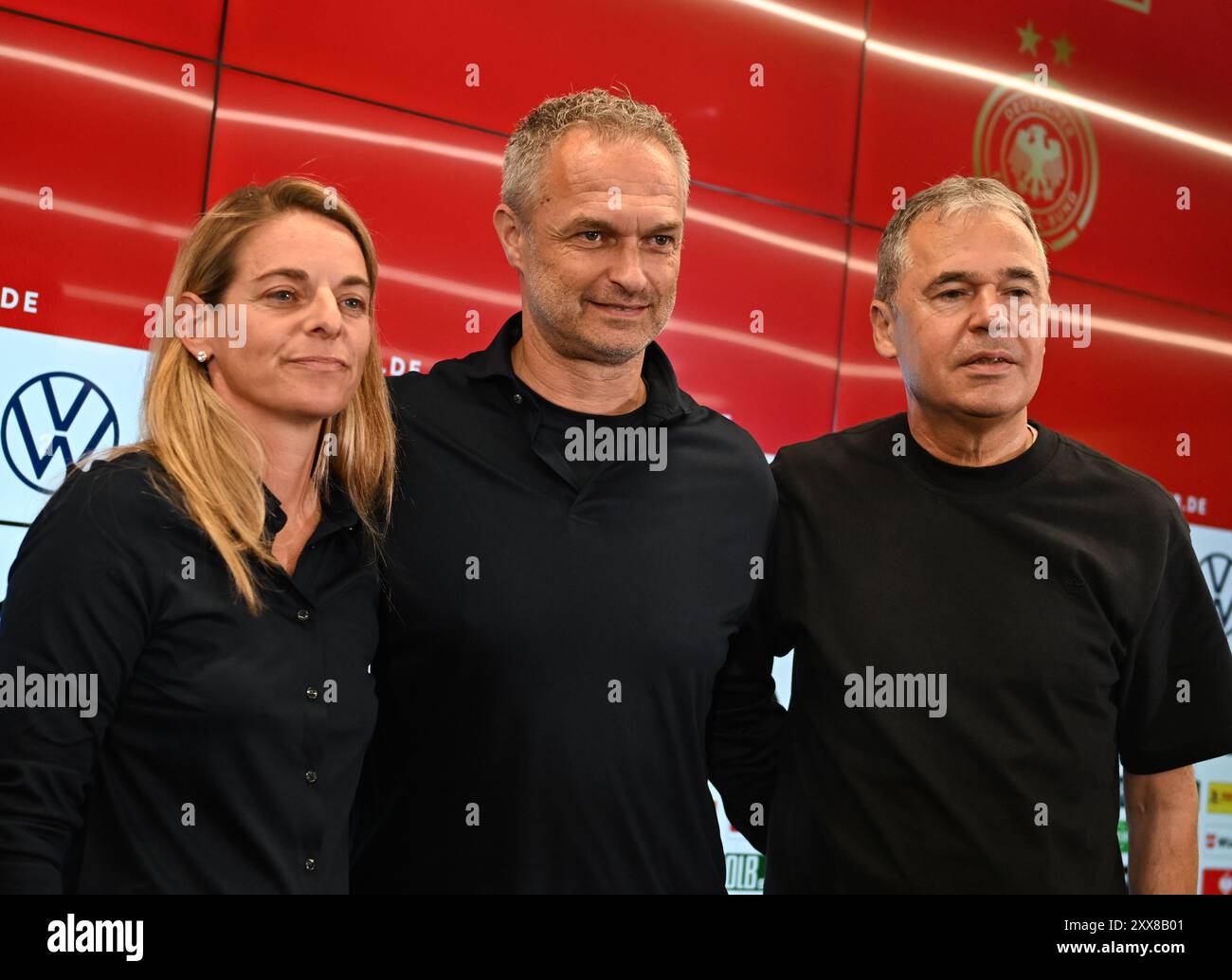 23 August 2024, Hesse, Frankfurt/Main: Nia Künzer (l-r), Sports ...