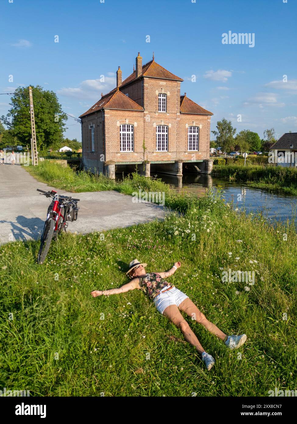 France, Somme, Valley of the Somme, Long, the banks of the Somme along ...