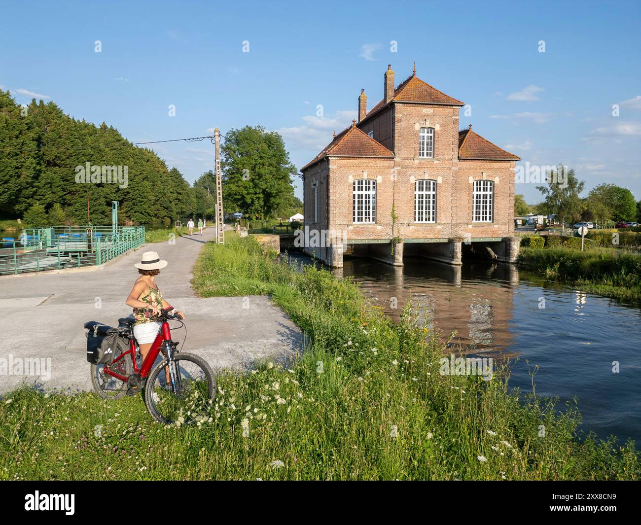 France, Somme, Valley of the Somme, Long, the banks of the Somme along ...